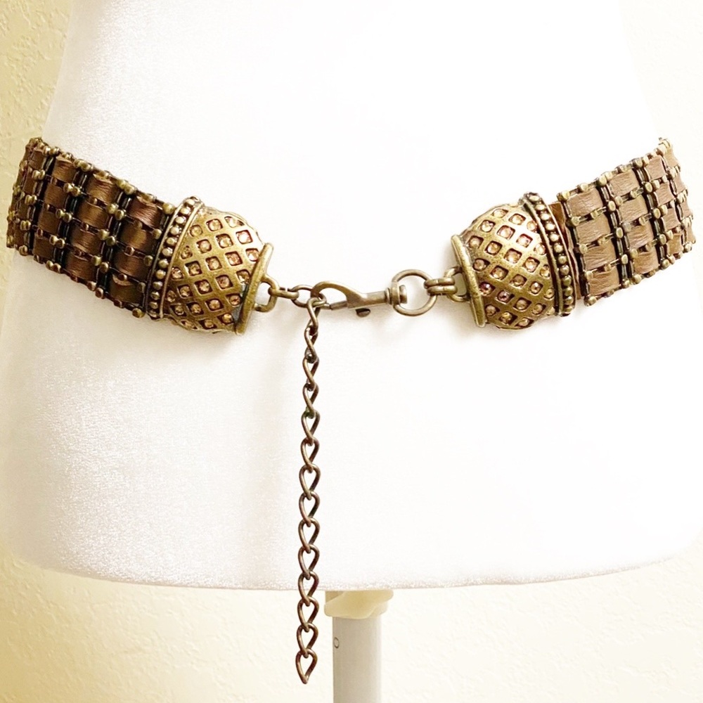 Leatherock Studded Leather Jeweled Chain Belt - Gem